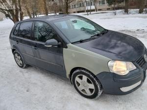 Pelēks Volkswagen Polo 2005 Kauņa, ar dzinēja tilpumu 1.40 L un nobraukumu 340 tūkst. km par 850 €, foto 2 vietnē AUTOMOTO.COM.LV