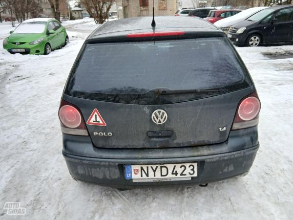 Grey Volkswagen Polo 2005 in Kaunas, with an engine capacity of 1.40 L and mileage of 340 thousand km for 850 €, photo 4 on AUTOMOTO.COM.LV