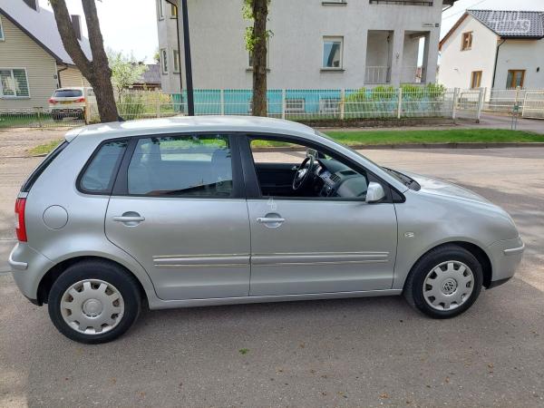 Pelēks Volkswagen Polo 2005 Alīta, ar dzinēja tilpumu 1.90 L un nobraukumu 3165 tūkst. km par 850 €, foto 3 vietnē AUTOMOTO.COM.LV