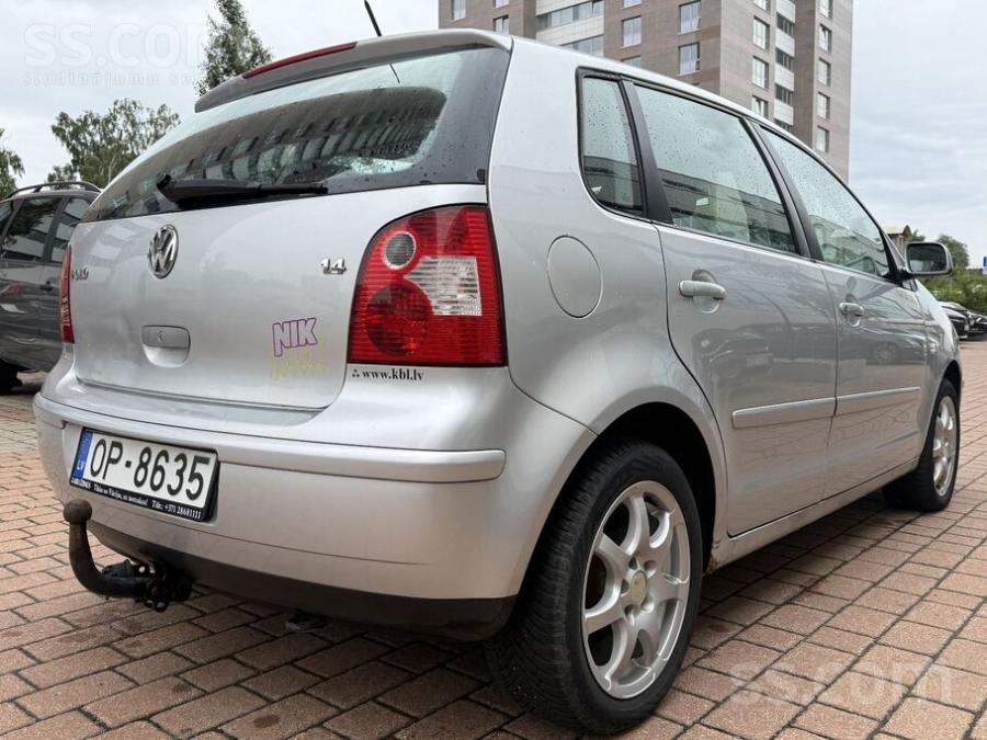 Grey Volkswagen Polo 2005 in Riga, with an engine capacity of 1.40 L and mileage of 0 thousand km for 1900 €, photo 4 on AUTOMOTO.COM.LV