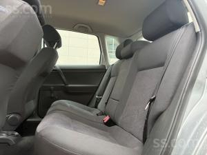 Grey Volkswagen Polo 2005 in Riga, with an engine capacity of 1.40 L and mileage of 0 thousand km for 1900 €, photo 8 on AUTOMOTO.COM.LV