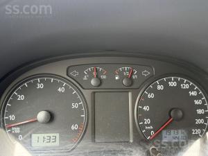 Grey Volkswagen Polo 2005 in Riga, with an engine capacity of 1.40 L and mileage of 0 thousand km for 1900 €, photo 12 on AUTOMOTO.COM.LV