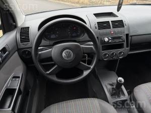 Pelēks Volkswagen Polo 2005 Rīga, ar dzinēja tilpumu 1.20 L un nobraukumu 149 tūkst. km par 1650 €, foto 7 vietnē AUTOMOTO.COM.LV