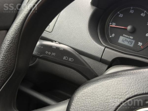 Pelēks Volkswagen Polo 2005 Rīga, ar dzinēja tilpumu 1.20 L un nobraukumu 149 tūkst. km par 1650 €, foto 8 vietnē AUTOMOTO.COM.LV