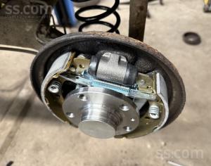 Pelēks Volkswagen Polo 2005 Rīga, ar dzinēja tilpumu 1.20 L un nobraukumu 149 tūkst. km par 1650 €, foto 15 vietnē AUTOMOTO.COM.LV