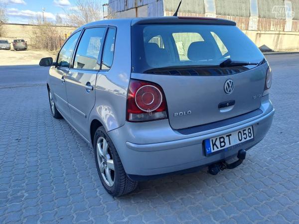 Pelēks Volkswagen Polo 2006 Telšiai, ar dzinēja tilpumu 1.90 L un nobraukumu 321 tūkst. km par 1350 €, foto 4 vietnē AUTOMOTO.COM.LV