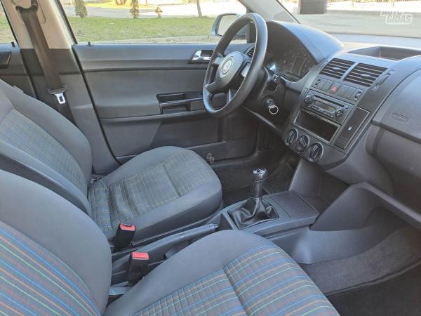 Pelēks Volkswagen Polo 2006 Telšiai, ar dzinēja tilpumu 1.90 L un nobraukumu 321 tūkst. km par 1350 €, foto 9 vietnē AUTOMOTO.COM.LV
