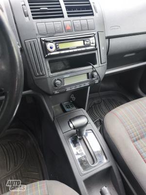 Grey Volkswagen Polo 2006 in Kaunas, with an engine capacity of 1.40 L and mileage of 175 thousand km for 550 €, photo 7 on AUTOMOTO.COM.LV