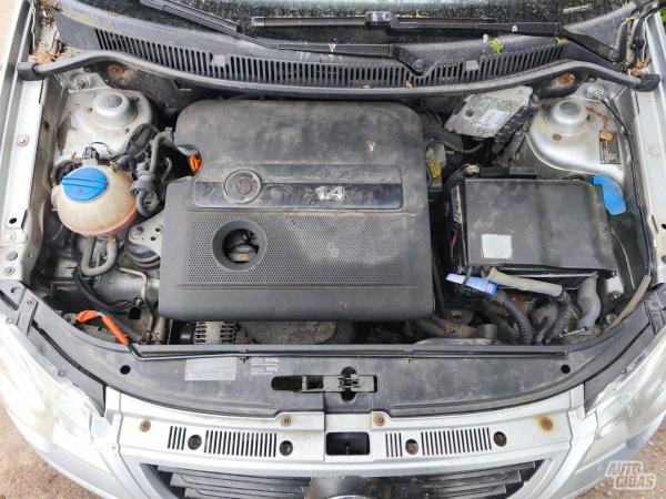 Pelēks Volkswagen Polo 2006 Kauņa, ar dzinēja tilpumu 1.40 L un nobraukumu 175 tūkst. km par 550 €, foto 8 vietnē AUTOMOTO.COM.LV