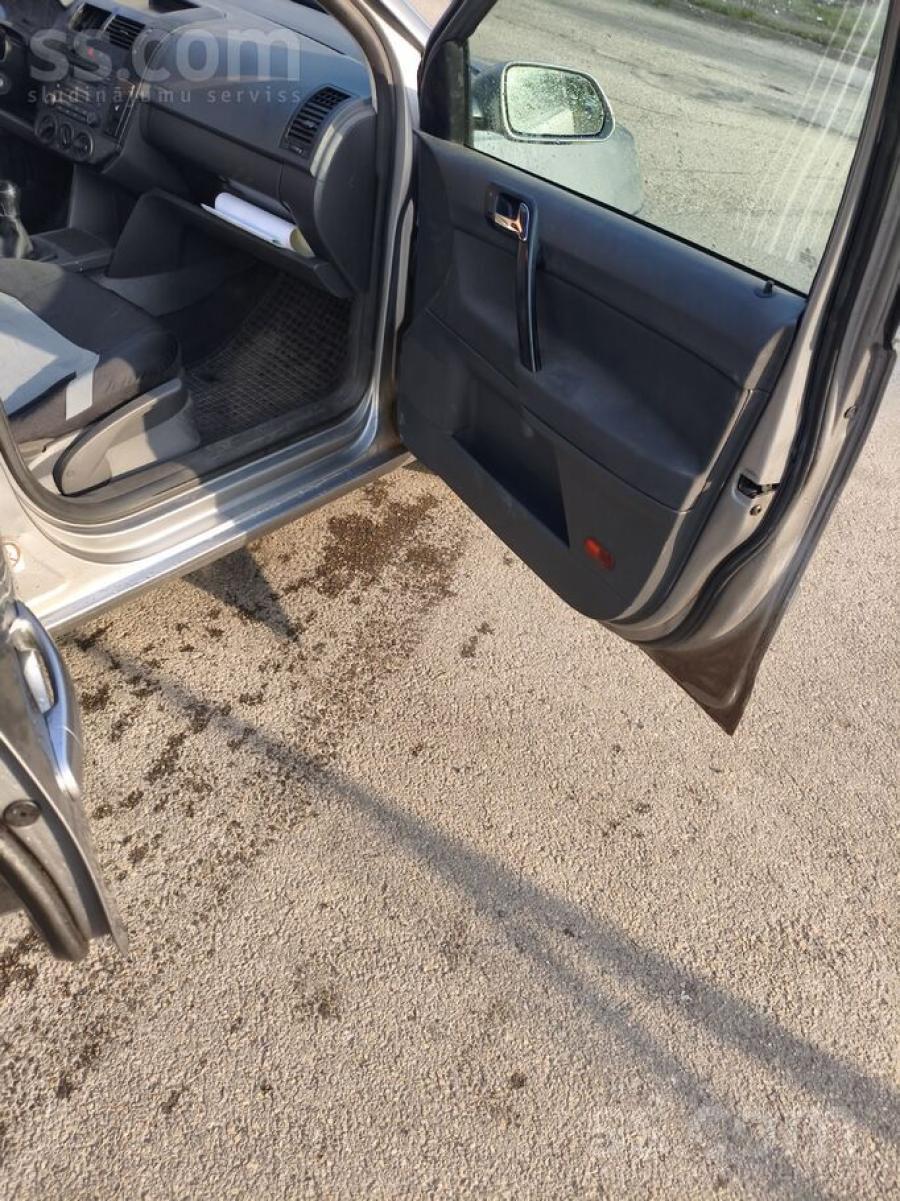 Pelēks Volkswagen Polo 2006 Rīga, ar dzinēja tilpumu 1.40 L un nobraukumu 259 tūkst. km par 1210 €, foto 7 vietnē AUTOMOTO.COM.LV
