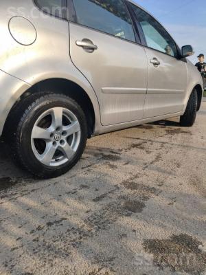 Pelēks Volkswagen Polo 2006 Rīga, ar dzinēja tilpumu 1.40 L un nobraukumu 259 tūkst. km par 1210 €, foto 8 vietnē AUTOMOTO.COM.LV