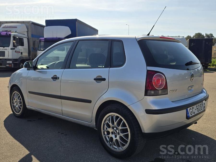 Grey Volkswagen Polo 2006 in Riga, with an engine capacity of 1.20 L and mileage of 132 thousand km for 2190 €, photo 5 on AUTOMOTO.COM.LV