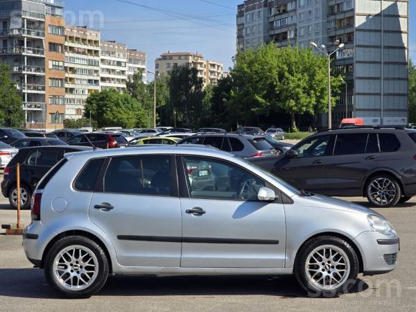 Серый Фольксваген Поло 2006 в Рига, объемом двигателя 1.20 л и пробегом 132 тыс. км за 2190 €, фото 5 на AUTOMOTO.COM.LV