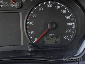 Grey Volkswagen Polo 2006 in Riga, with an engine capacity of 1.20 L and mileage of 132 thousand km for 2190 €, photo 9 on AUTOMOTO.COM.LV