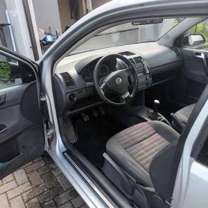 Grey Volkswagen Polo 2006 in Kaunas, with an engine capacity of 1.40 L and mileage of 231 thousand km for 1550 €, photo 8 on AUTOMOTO.COM.LV