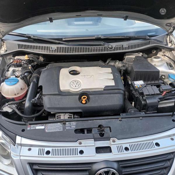 Grey Volkswagen Polo 2006 in Kaunas, with an engine capacity of 1.40 L and mileage of 231 thousand km for 1550 €, photo 9 on AUTOMOTO.COM.LV