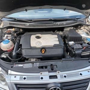Grey Volkswagen Polo 2006 in Kaunas, with an engine capacity of 1.40 L and mileage of 231 thousand km for 1550 €, photo 9 on AUTOMOTO.COM.LV