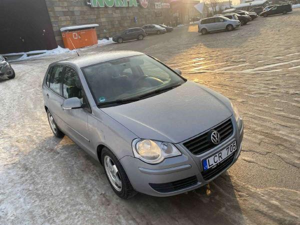 Pelēks Volkswagen Polo 2007 Šilutė, ar dzinēja tilpumu 1.42 L un nobraukumu 230 tūkst. km par 1500 €, foto 1 vietnē AUTOMOTO.COM.LV