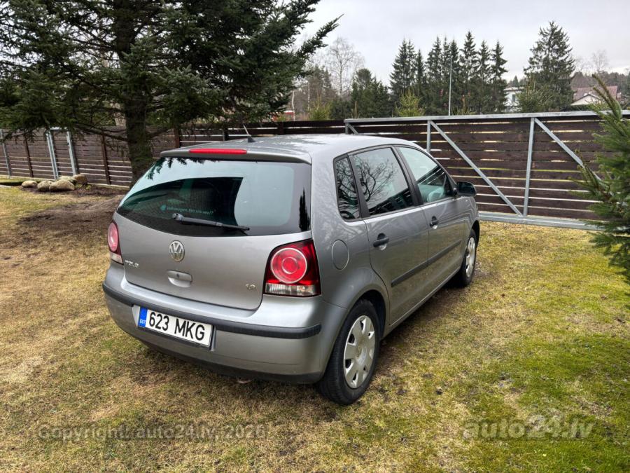 Grey Volkswagen Polo 2007 in Tallinn, with an engine capacity of 1.20 L and mileage of 82 thousand km for 1000 €, photo 3 on AUTOMOTO.COM.LV