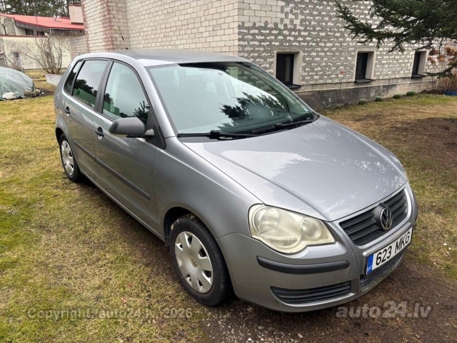 Grey Volkswagen Polo 2007 in Tallinn, with an engine capacity of 1.20 L and mileage of 82 thousand km for 1000 €, photo 4 on AUTOMOTO.COM.LV