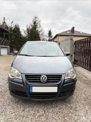 Pelēks Volkswagen Polo 2007 Viļņa, ar dzinēja tilpumu 1.20 L un nobraukumu 2000 tūkst. km par 1450 €, foto 4 vietnē AUTOMOTO.COM.LV