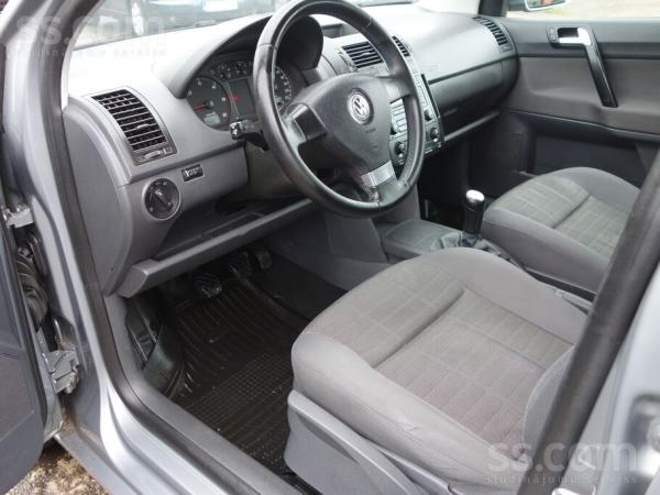 Pelēks Volkswagen Polo 2007 Rīga, ar dzinēja tilpumu 1.40 L un nobraukumu 327 tūkst. km par 1950 €, foto 5 vietnē AUTOMOTO.COM.LV
