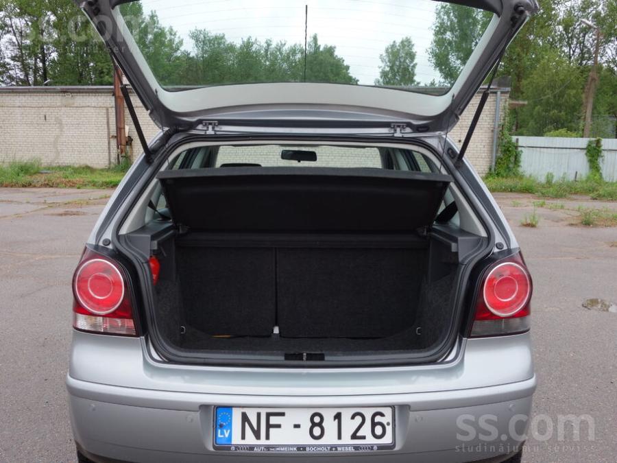 Pelēks Volkswagen Polo 2007 Rīga, ar dzinēja tilpumu 1.40 L un nobraukumu 327 tūkst. km par 1950 €, foto 22 vietnē AUTOMOTO.COM.LV