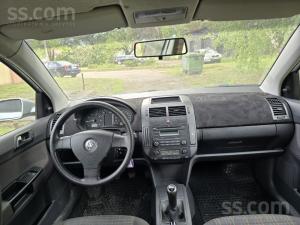 Grey Volkswagen Polo 2007 in Cesis, with an engine capacity of 1.40 L and mileage of 164 thousand km for 1800 €, photo 10 on AUTOMOTO.COM.LV