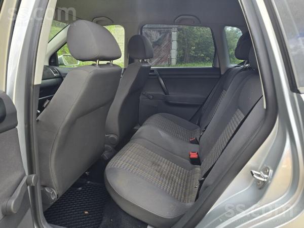 Grey Volkswagen Polo 2007 in Cesis, with an engine capacity of 1.40 L and mileage of 164 thousand km for 1800 €, photo 10 on AUTOMOTO.COM.LV