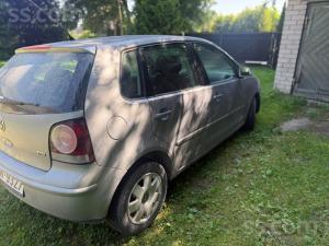 Pelēks Volkswagen Polo 2007 Rīga, ar dzinēja tilpumu 1.40 L un nobraukumu 403 tūkst. km par 640 €, foto 5 vietnē AUTOMOTO.COM.LV