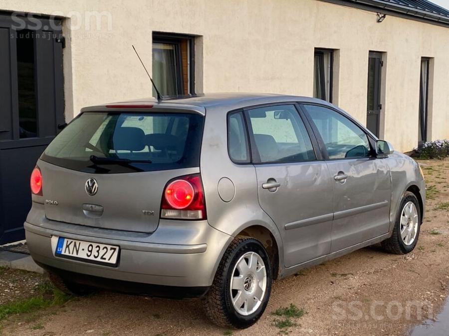 Pelēks Volkswagen Polo 2007 Rīga, ar dzinēja tilpumu 1.40 L un nobraukumu 413 tūkst. km par 650 €, foto 9 vietnē AUTOMOTO.COM.LV