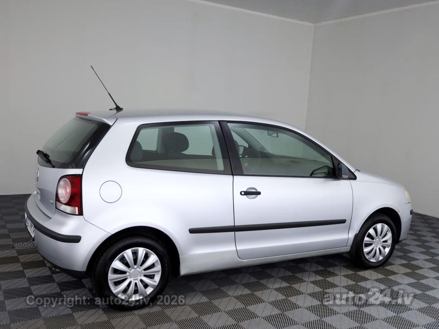 Pelēks Volkswagen Polo 2007 Tallina, ar dzinēja tilpumu 1.20 L un nobraukumu 165 tūkst. km par 1199 €, foto 4 vietnē AUTOMOTO.COM.LV