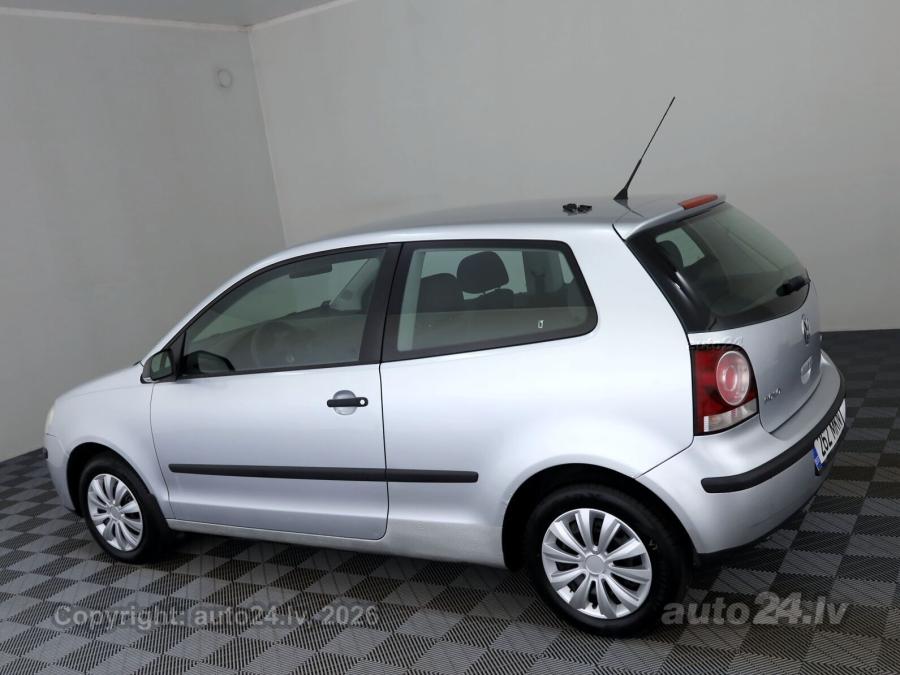 Pelēks Volkswagen Polo 2007 Tallina, ar dzinēja tilpumu 1.20 L un nobraukumu 165 tūkst. km par 1199 €, foto 5 vietnē AUTOMOTO.COM.LV