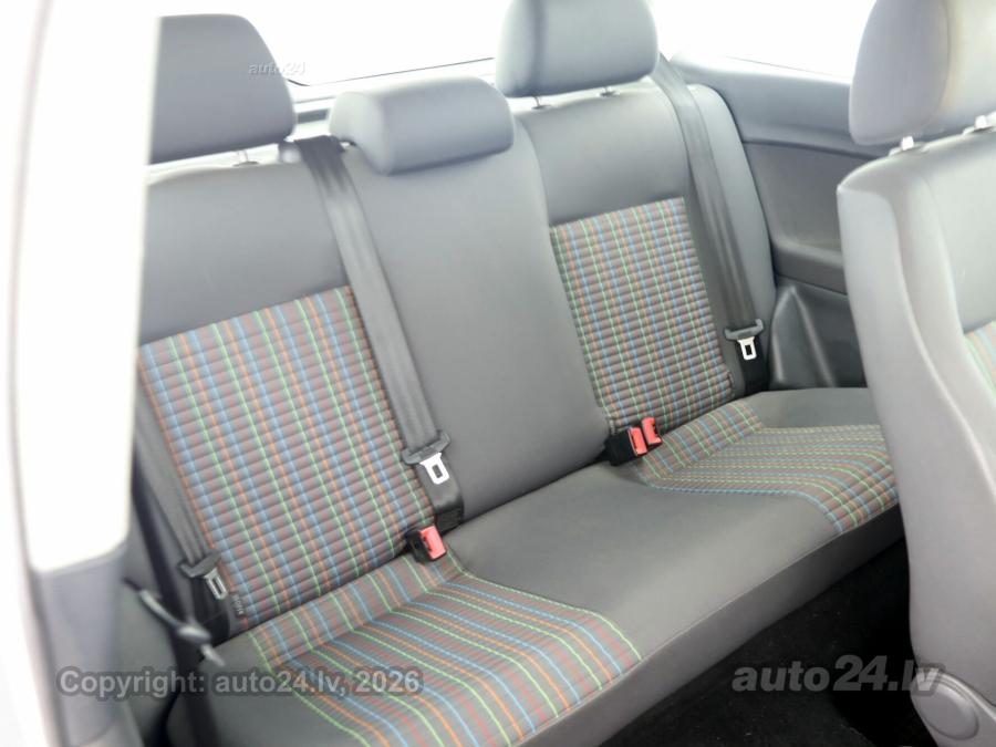 Pelēks Volkswagen Polo 2007 Tallina, ar dzinēja tilpumu 1.20 L un nobraukumu 165 tūkst. km par 1199 €, foto 8 vietnē AUTOMOTO.COM.LV