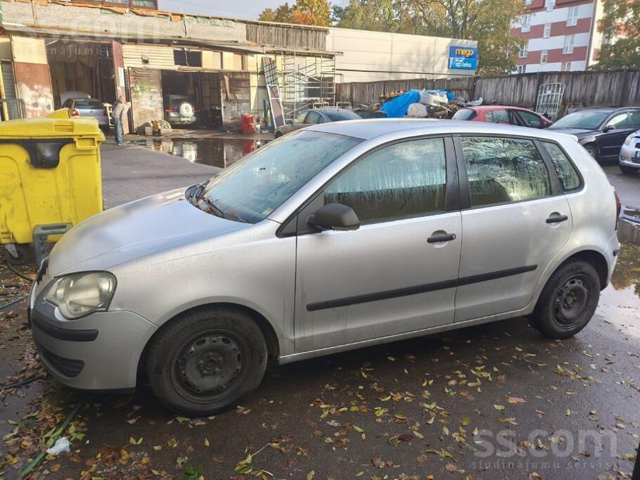 Pelēks Volkswagen Polo 2007 Rīga, ar dzinēja tilpumu 1.40 L un nobraukumu 283 tūkst. km par 1350 €, foto 4 vietnē AUTOMOTO.COM.LV