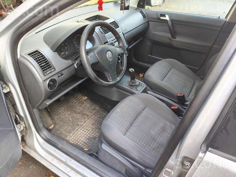 Pelēks Volkswagen Polo 2007 Rīga, ar dzinēja tilpumu 1.40 L un nobraukumu 283 tūkst. km par 1350 €, foto 6 vietnē AUTOMOTO.COM.LV
