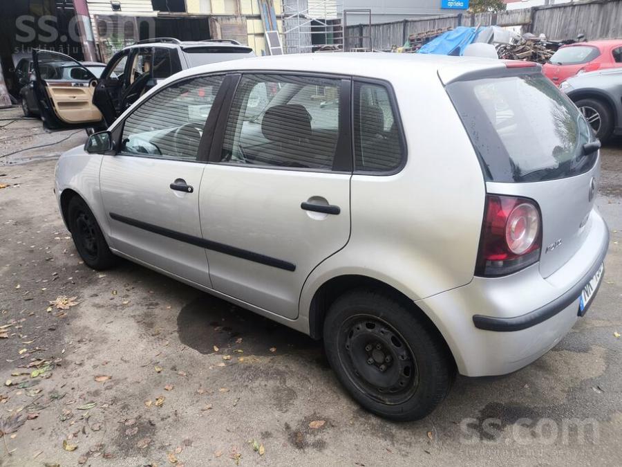 Pelēks Volkswagen Polo 2007 Rīga, ar dzinēja tilpumu 1.40 L un nobraukumu 283 tūkst. km par 1350 €, foto 17 vietnē AUTOMOTO.COM.LV