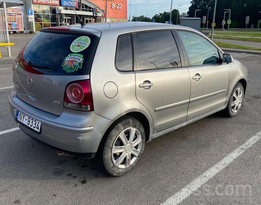 Grey Volkswagen Polo 2008 in Bauska, with an engine capacity of 1.40 L and mileage of 167 thousand km for 1000 €, photo 3 on AUTOMOTO.COM.LV