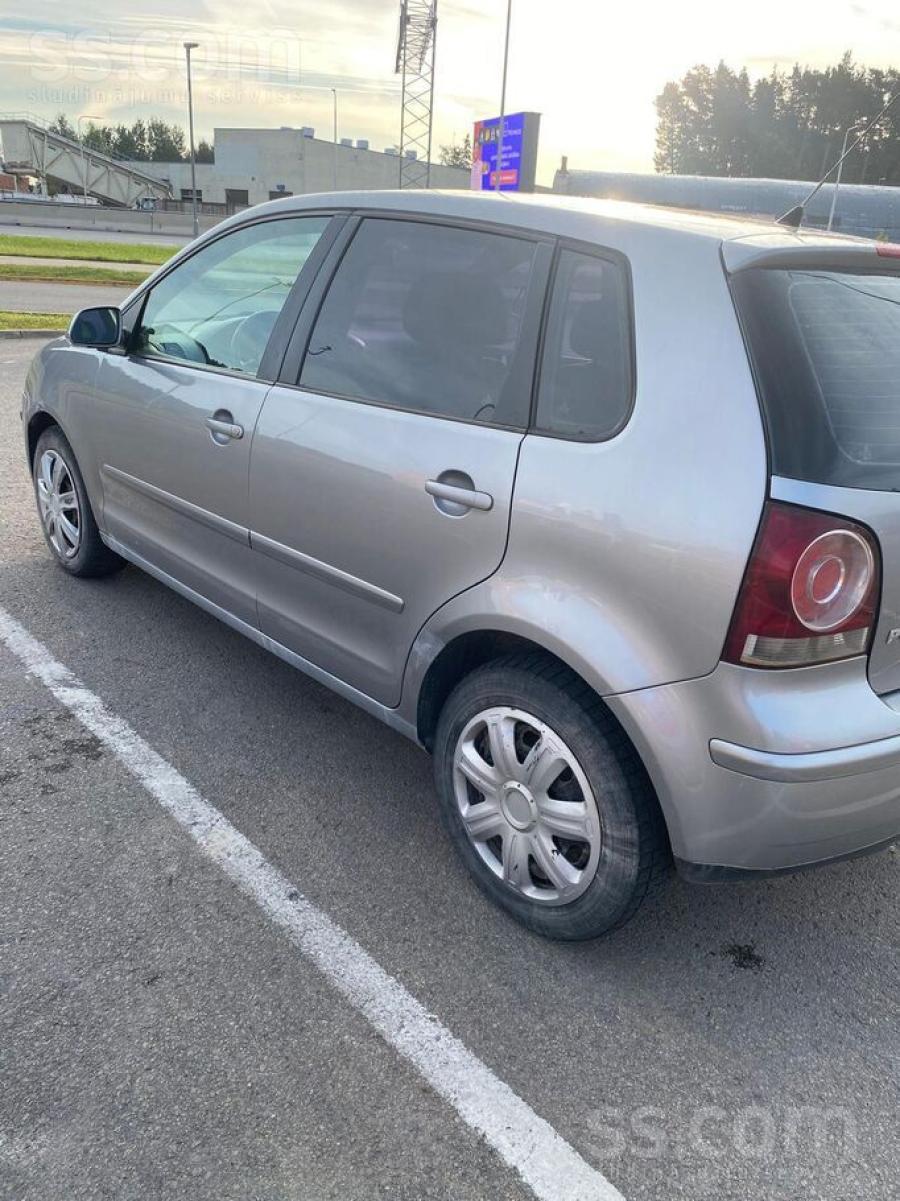 Grey Volkswagen Polo 2008 in Bauska, with an engine capacity of 1.40 L and mileage of 167 thousand km for 1000 €, photo 10 on AUTOMOTO.COM.LV