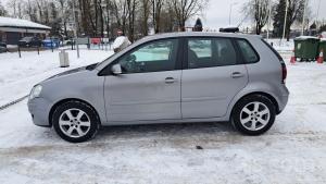 Grey Volkswagen Polo 2008 in Ogre, with an engine capacity of 1.40 L and mileage of 246 thousand km for 3250 €, photo 8 on AUTOMOTO.COM.LV