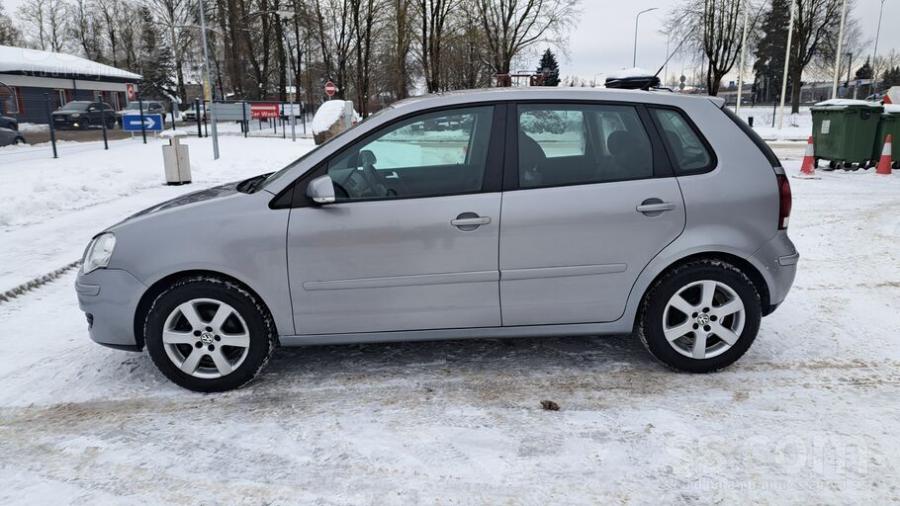 Grey Volkswagen Polo 2008 in Ogre, with an engine capacity of 1.40 L and mileage of 246 thousand km for 3250 €, photo 8 on AUTOMOTO.COM.LV