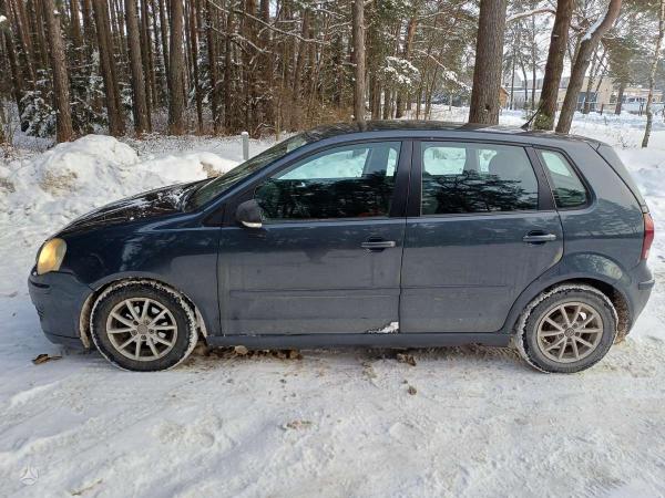 Pelēks Volkswagen Polo 2008 Kauņa, ar dzinēja tilpumu 1.42 L un nobraukumu 327 tūkst. km par 1500 €, foto 3 vietnē AUTOMOTO.COM.LV