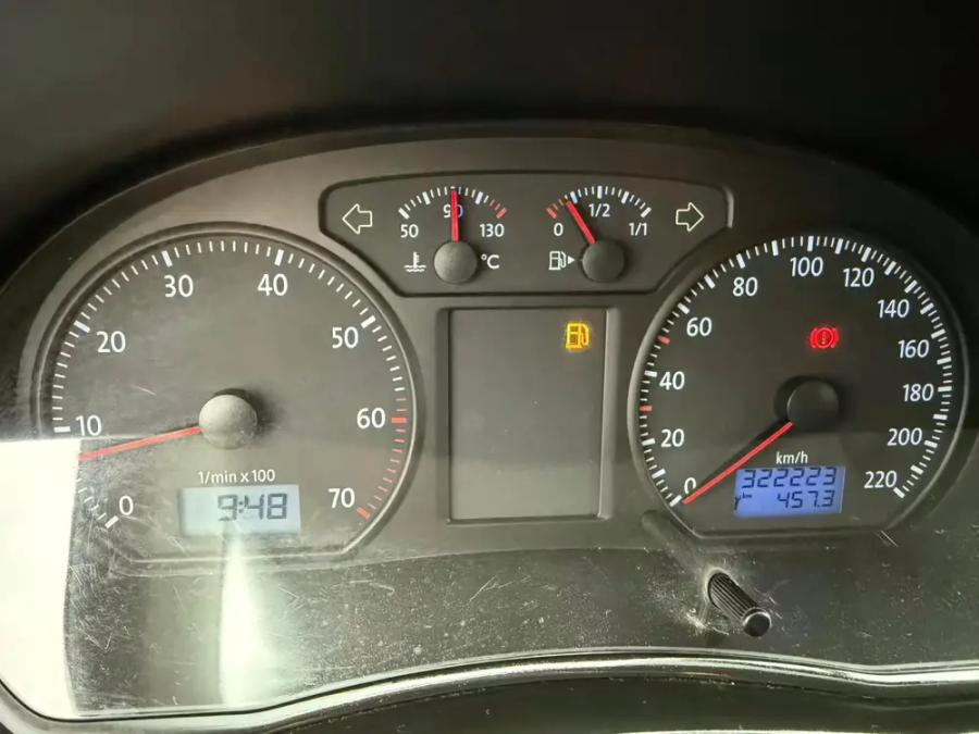 Pelēks Volkswagen Polo 2008 Rīga, ar dzinēja tilpumu 1.40 L un nobraukumu 322 tūkst. km par 1700 €, foto 12 vietnē AUTOMOTO.COM.LV