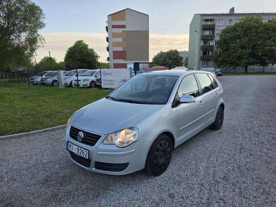 Pelēks Volkswagen Polo 2008 Ventspils, ar dzinēja tilpumu 1.40 L un nobraukumu 206 tūkst. km par 1490 €, foto 1 vietnē AUTOMOTO.COM.LV