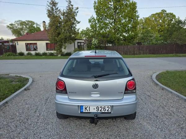 Grey Volkswagen Polo 2008 in Ventspils, with an engine capacity of 1.40 L and mileage of 206 thousand km for 1490 €, photo 7 on AUTOMOTO.COM.LV