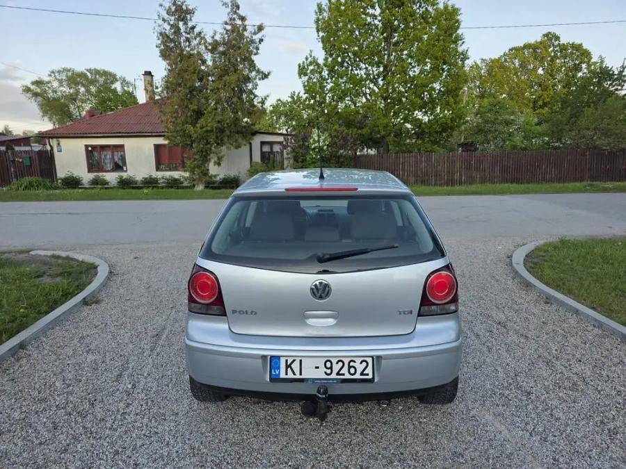 Pelēks Volkswagen Polo 2008 Ventspils, ar dzinēja tilpumu 1.40 L un nobraukumu 206 tūkst. km par 1490 €, foto 8 vietnē AUTOMOTO.COM.LV