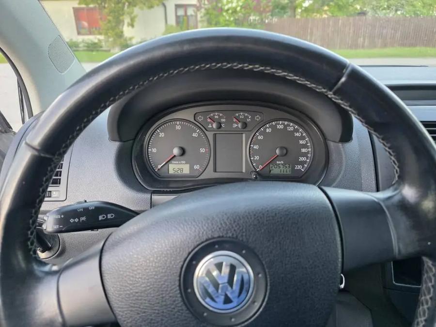 Pelēks Volkswagen Polo 2008 Ventspils, ar dzinēja tilpumu 1.40 L un nobraukumu 206 tūkst. km par 1490 €, foto 12 vietnē AUTOMOTO.COM.LV