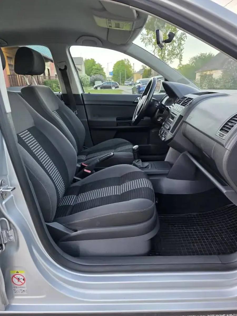 Pelēks Volkswagen Polo 2008 Ventspils, ar dzinēja tilpumu 1.40 L un nobraukumu 206 tūkst. km par 1490 €, foto 14 vietnē AUTOMOTO.COM.LV