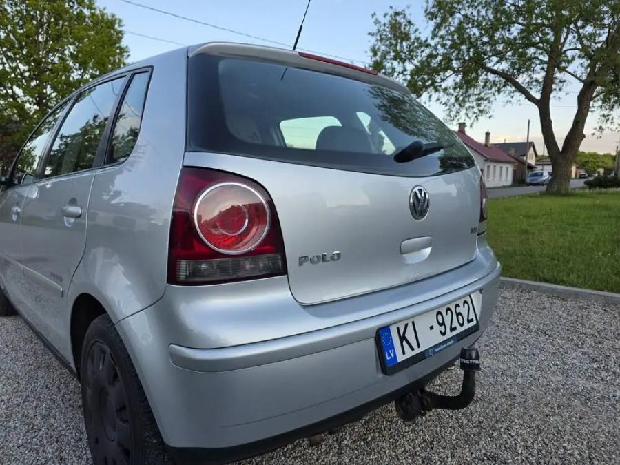 Pelēks Volkswagen Polo 2008 Ventspils, ar dzinēja tilpumu 1.40 L un nobraukumu 206 tūkst. km par 1490 €, foto 20 vietnē AUTOMOTO.COM.LV