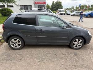 Pelēks Volkswagen Polo 2008 Kauņa, ar dzinēja tilpumu 1.42 L un nobraukumu 291 tūkst. km par 800 €, foto 3 vietnē AUTOMOTO.COM.LV